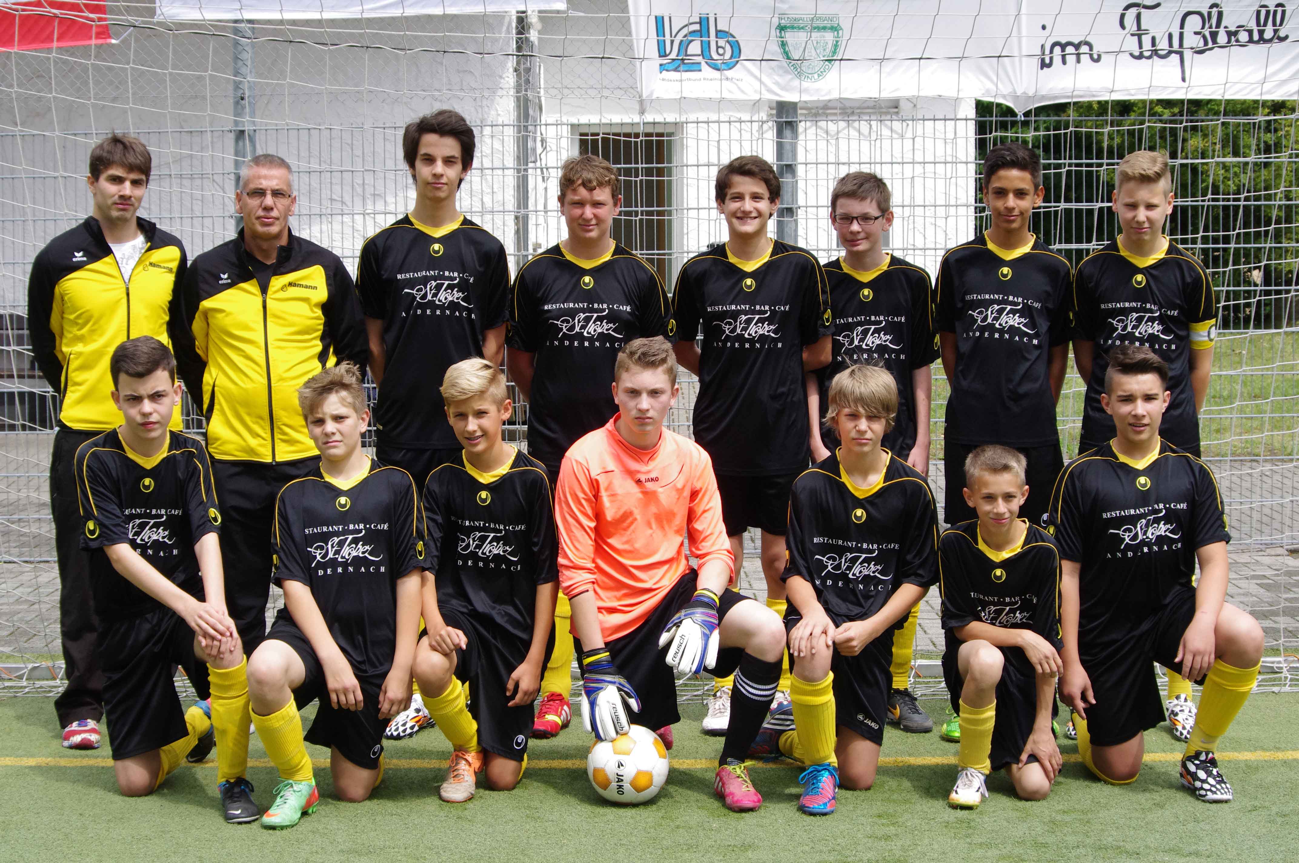 Mannschaftsbild C-Jugend Saison 2014/2015